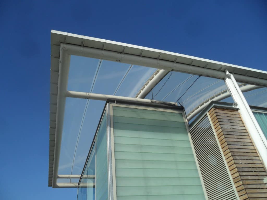 Clear ETFE roof - Architen Landrell