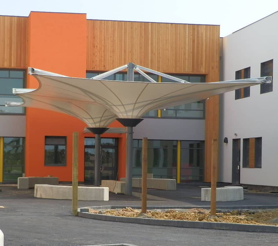 College Courtyard Canopy - Architen Landrell