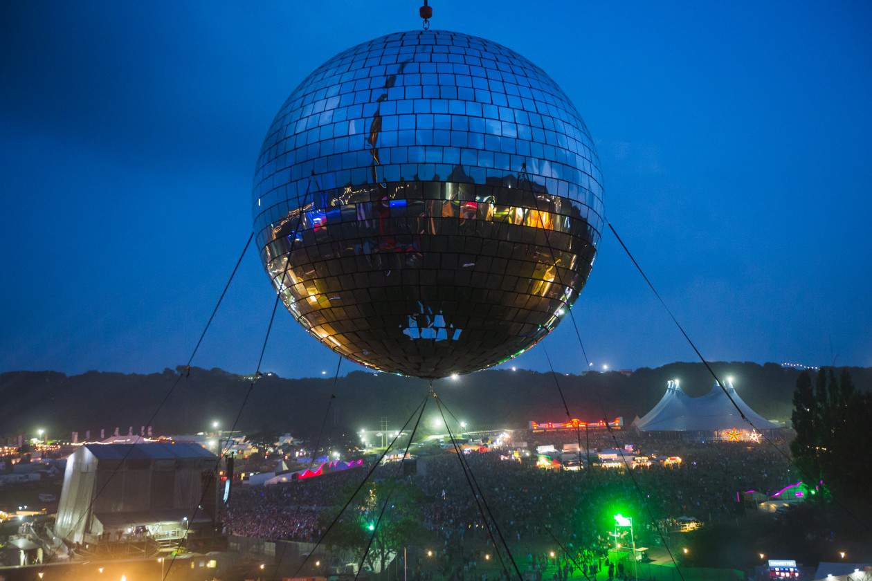 Disco Ball World Record - Architen Landrell