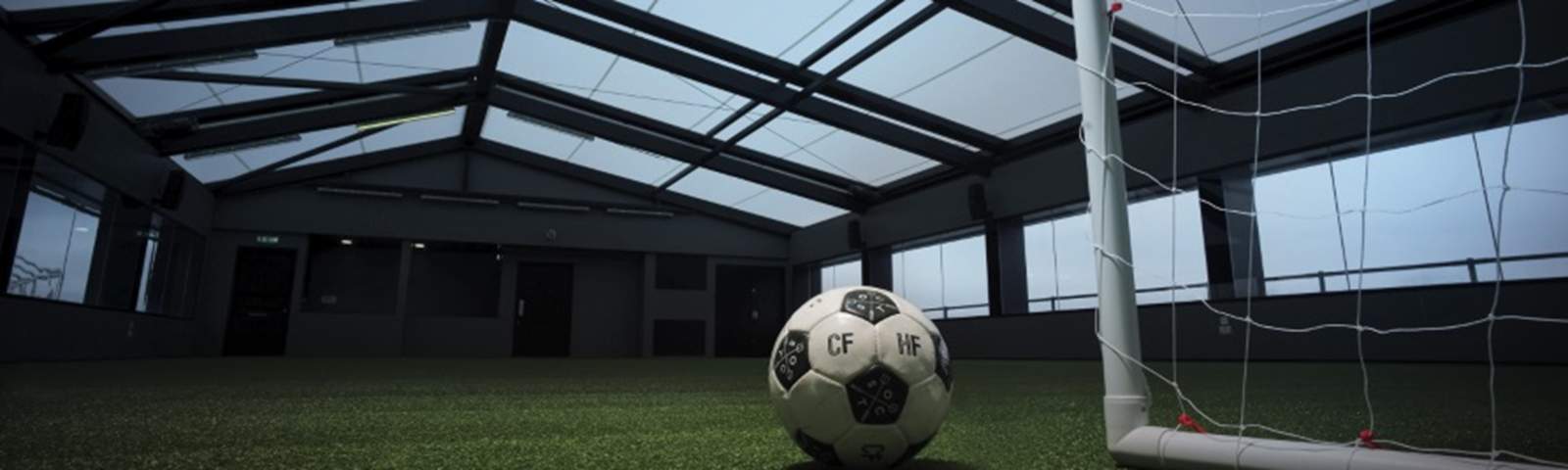 Retractable Fabric Roof - Hotel Football